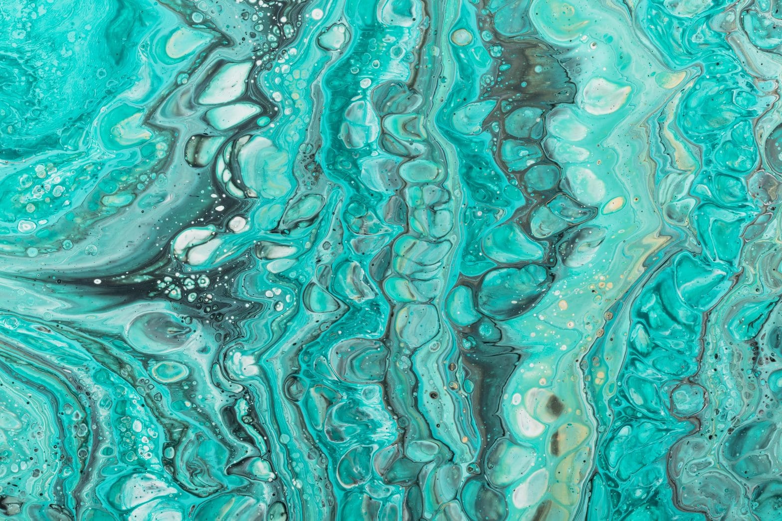 Between Green and Blue: Exploring Turquoise Hydrogen